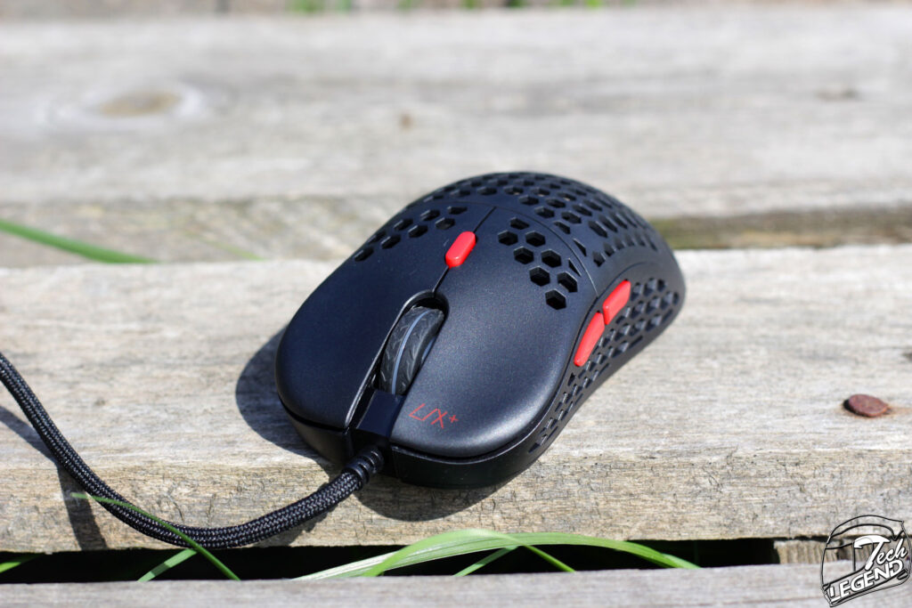 SPC Gear Lix Plus - Lightweight Gaming Mouse Review