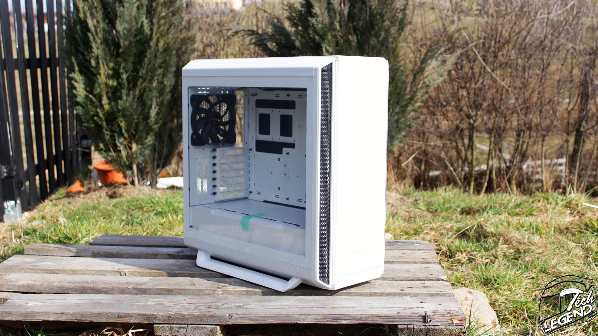 Be Quiet Silent Base 802 White Case Review Be Quiet Silent Base 802 White Case Review